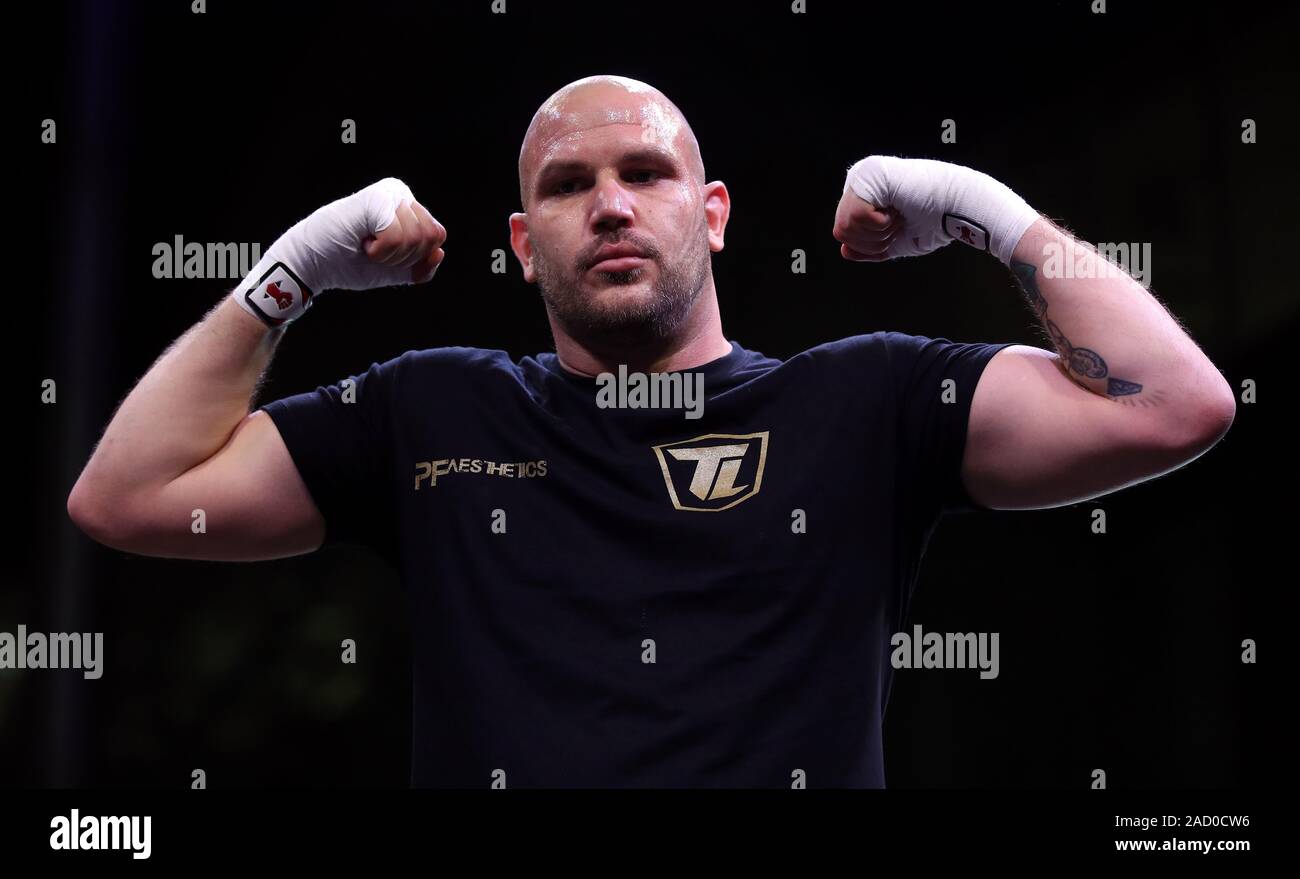 Official public workout hi-res stock photography and images - Alamy