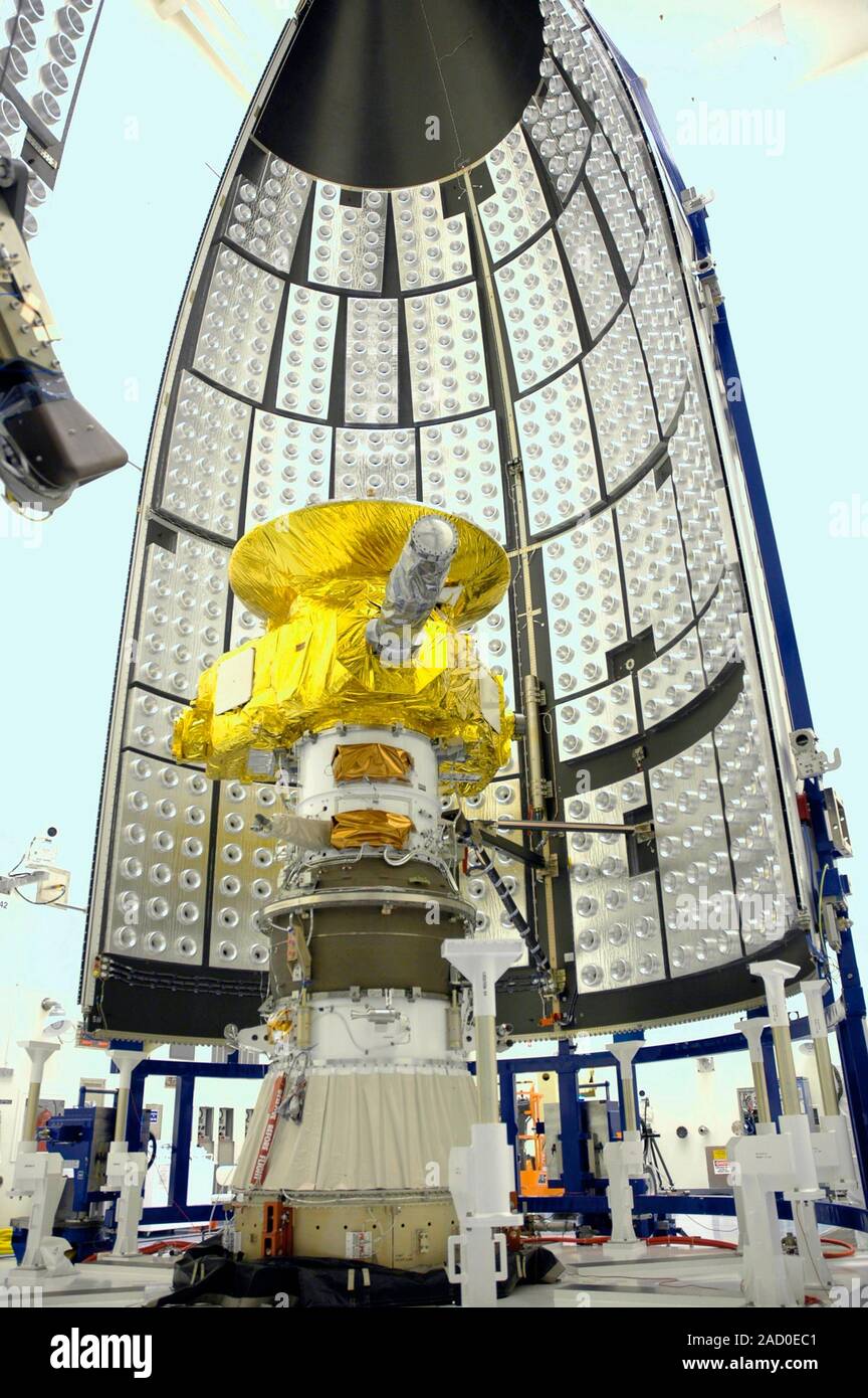 New Horizon's spacecraft and its Atlas V rocket payload fairing. New ...