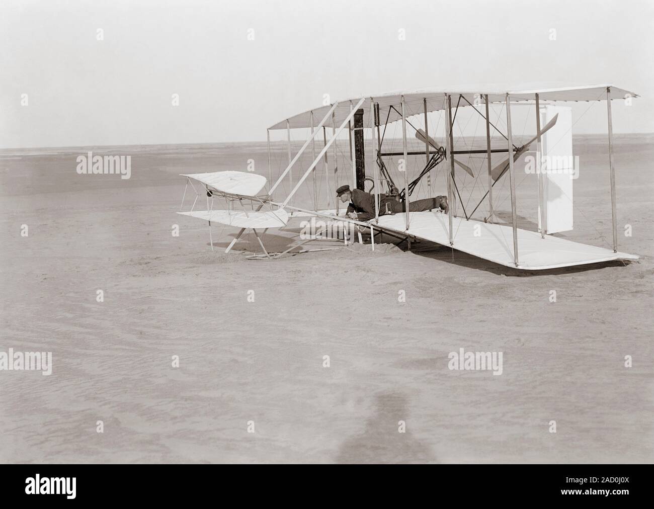 Failed first Wright Flyer flight. US aviation pioneer Wilbur Wright (1867-1912) in the Wright ...