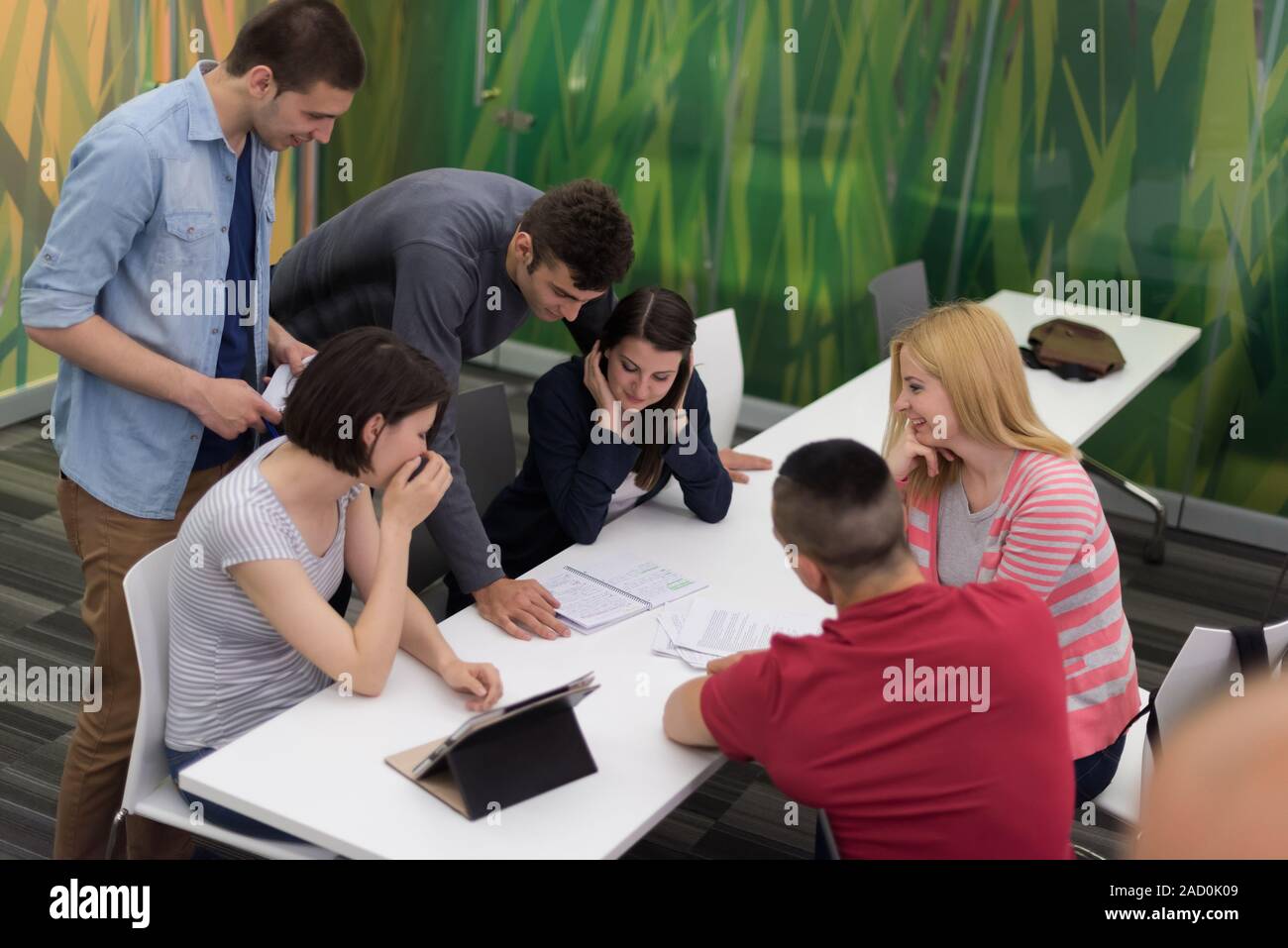 students group study Stock Photo - Alamy