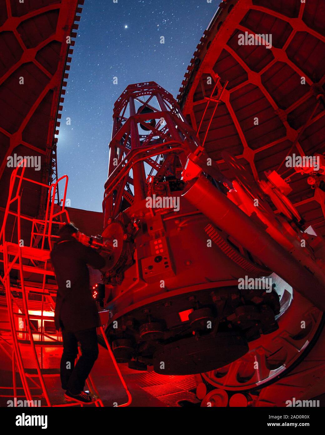 Mount Wilson Observatory. Man with the 1.5 metre telescope of the Mount ...