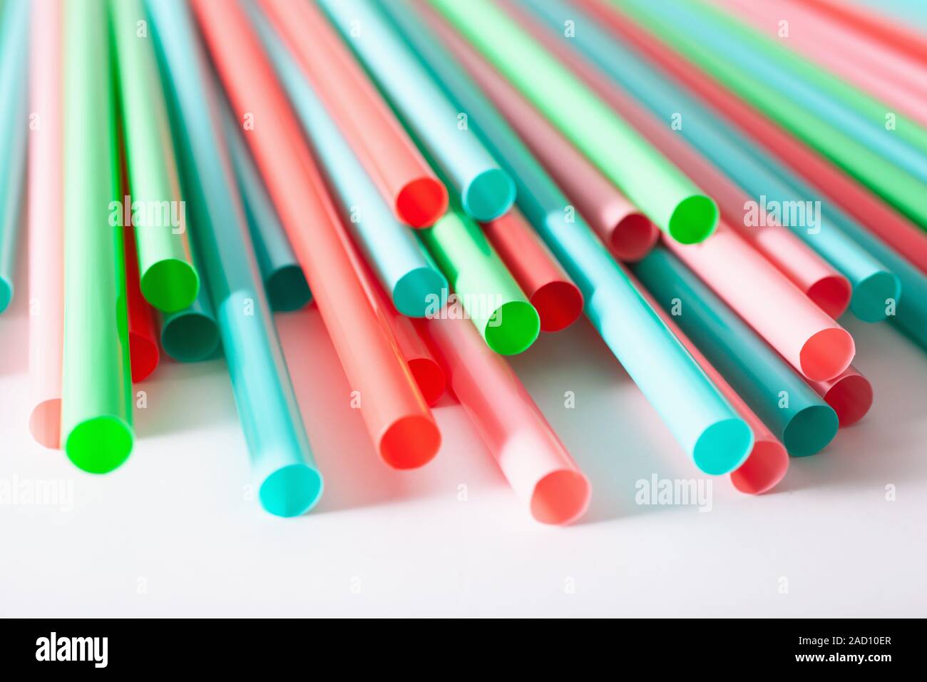 Plastic pollution cocktail cup straw hi-res stock photography and ...