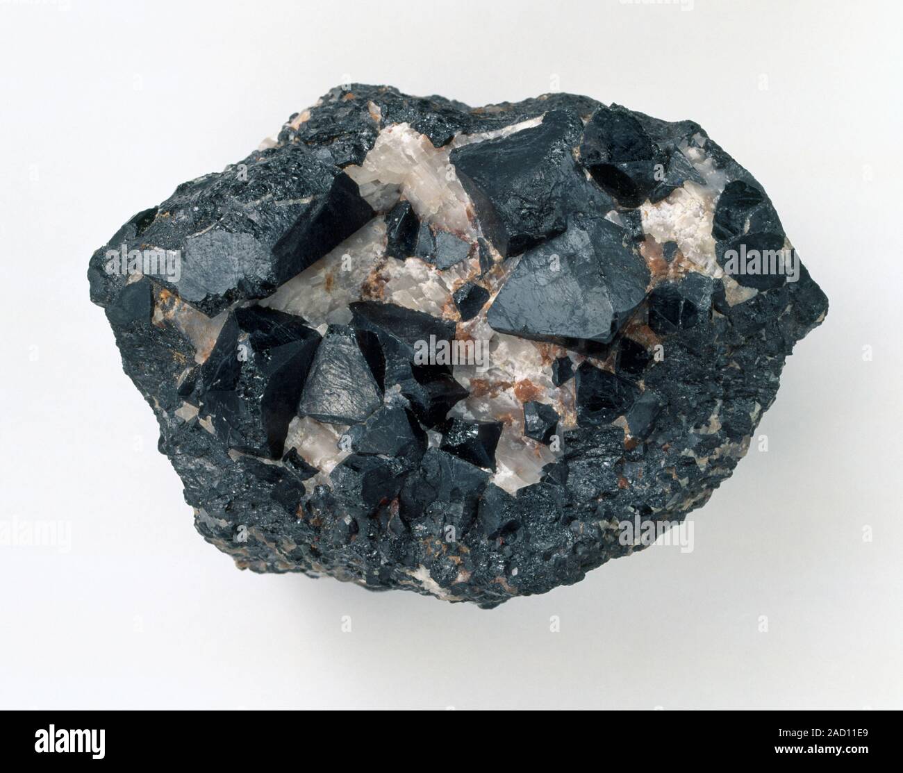 Franklinite crystals in calcite groundmass, close-up Stock Photo - Alamy