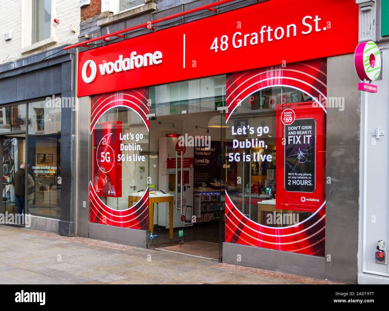 Fifth generation hi-res stock photography and images - Alamy