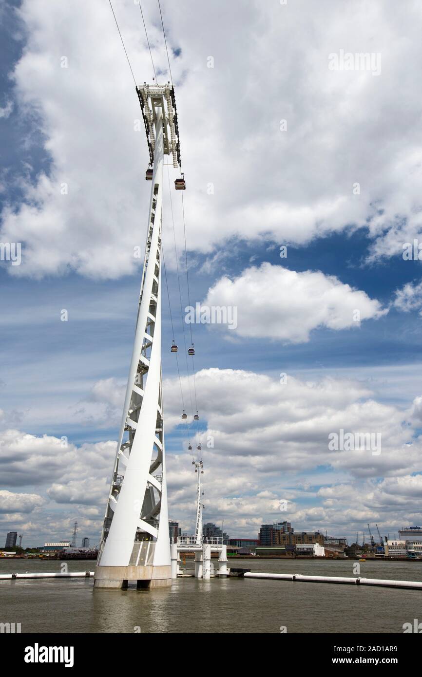 The Emirates Air line cable car that runs to Royal victoria docks in ...