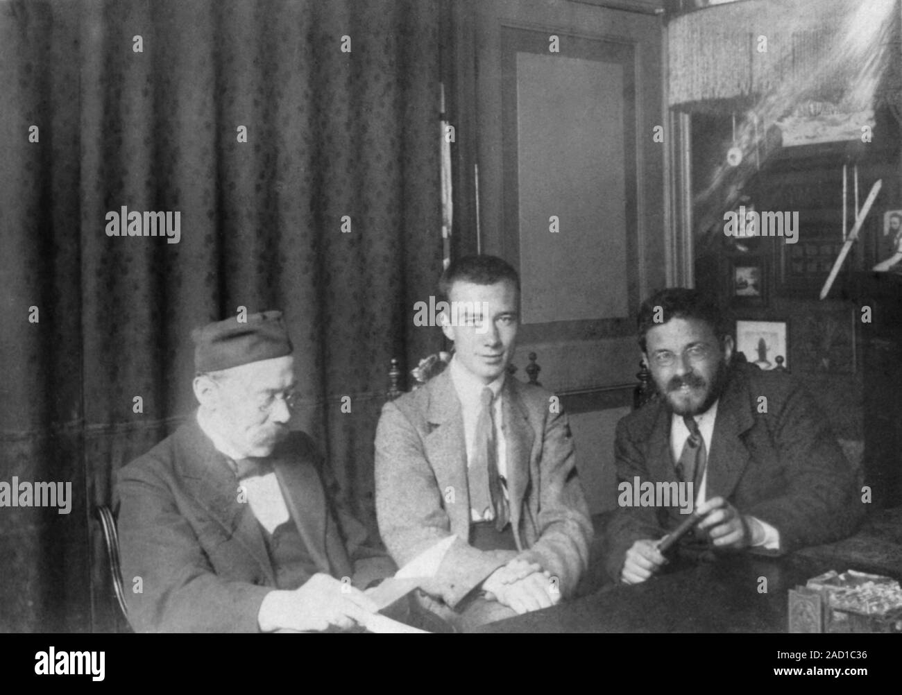 Austrian-Dutch theoretical physicist Paul Ehrenfest (1880-1933, right ...