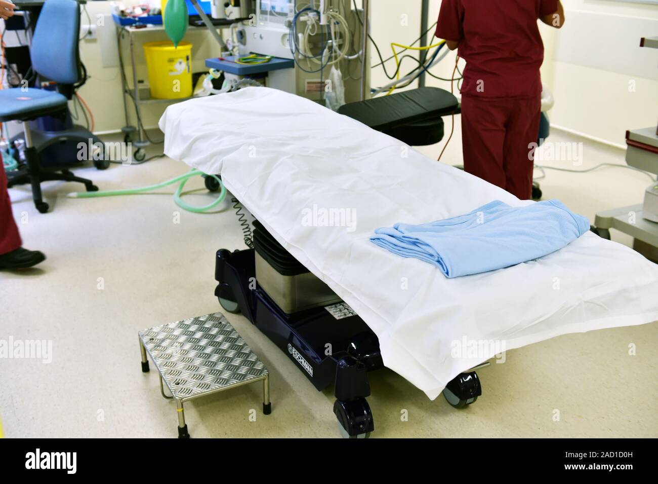 Hospital surgery bed. Photographed in a UK hospital in 2014 Stock Photo ...