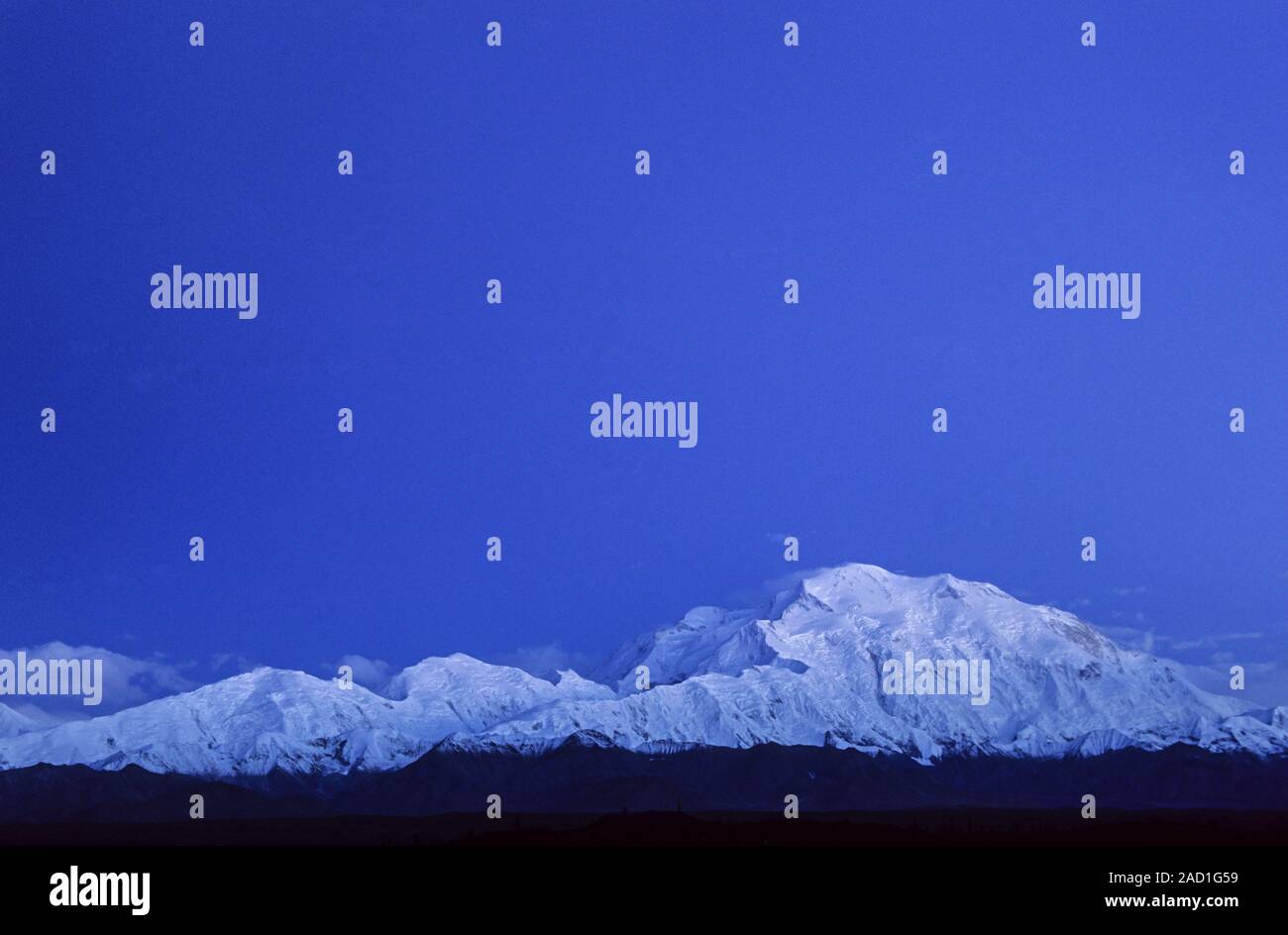 Denali and Alaska Range at night / Denali National Park - Alaska Stock ...