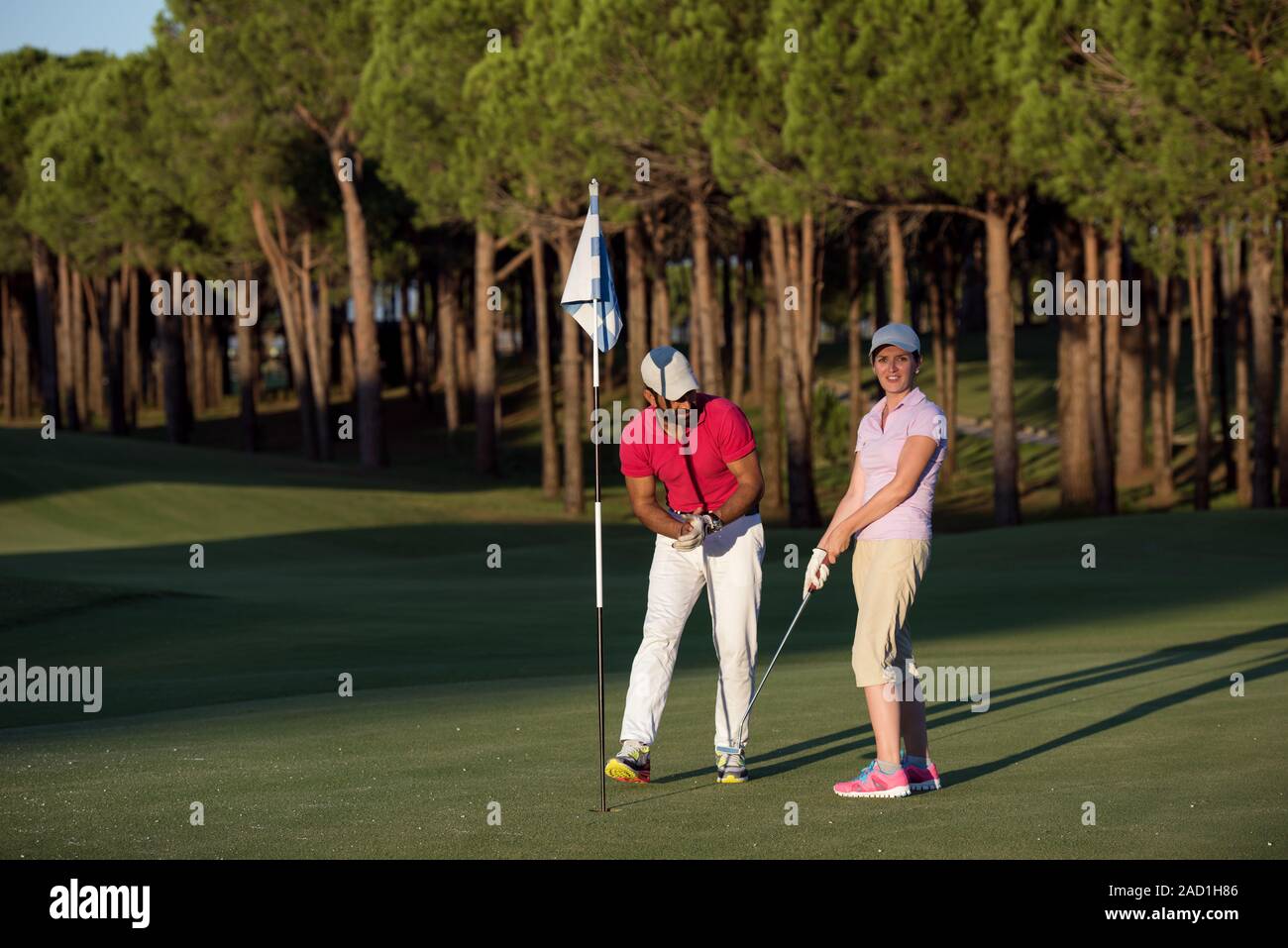 Golf lesson for group of people hi-res stock photography and images - Alamy