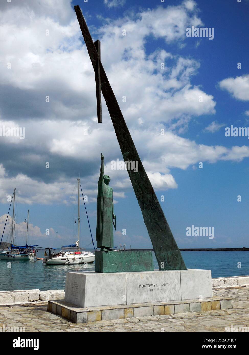 Pythagoras monument. View of a statue of the Ancient Greek ...