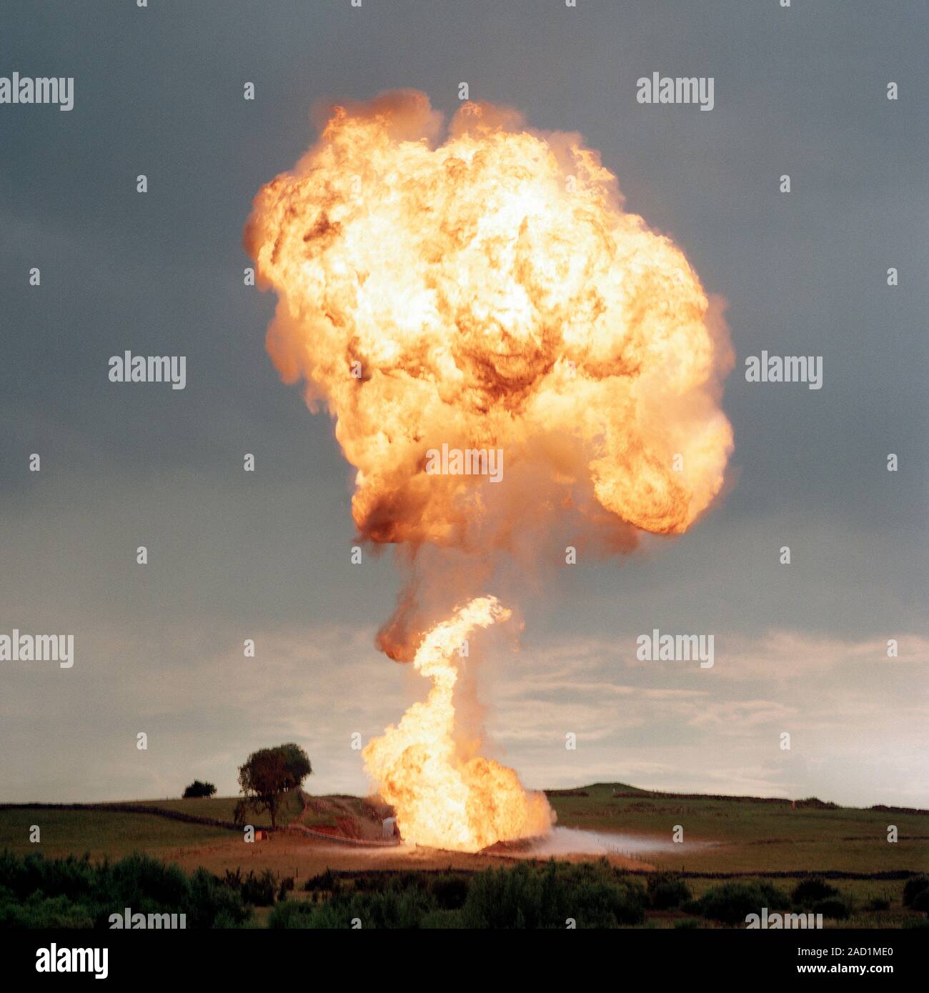 Liquid petroleum gas tank failure testing. Explosion of boiling liquid ...