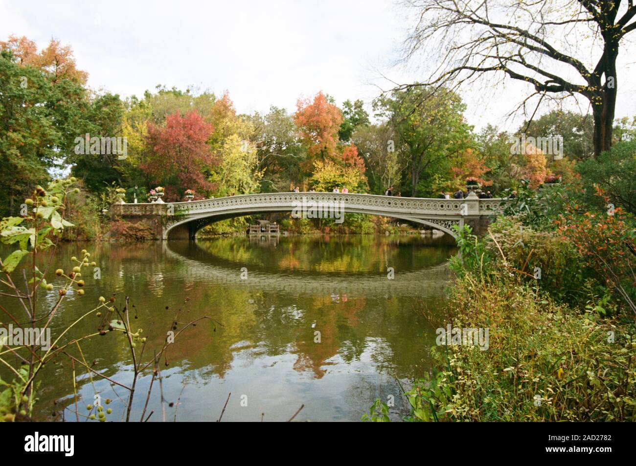 Bow Bridge in Fall, Central park, New York City, United States of ...