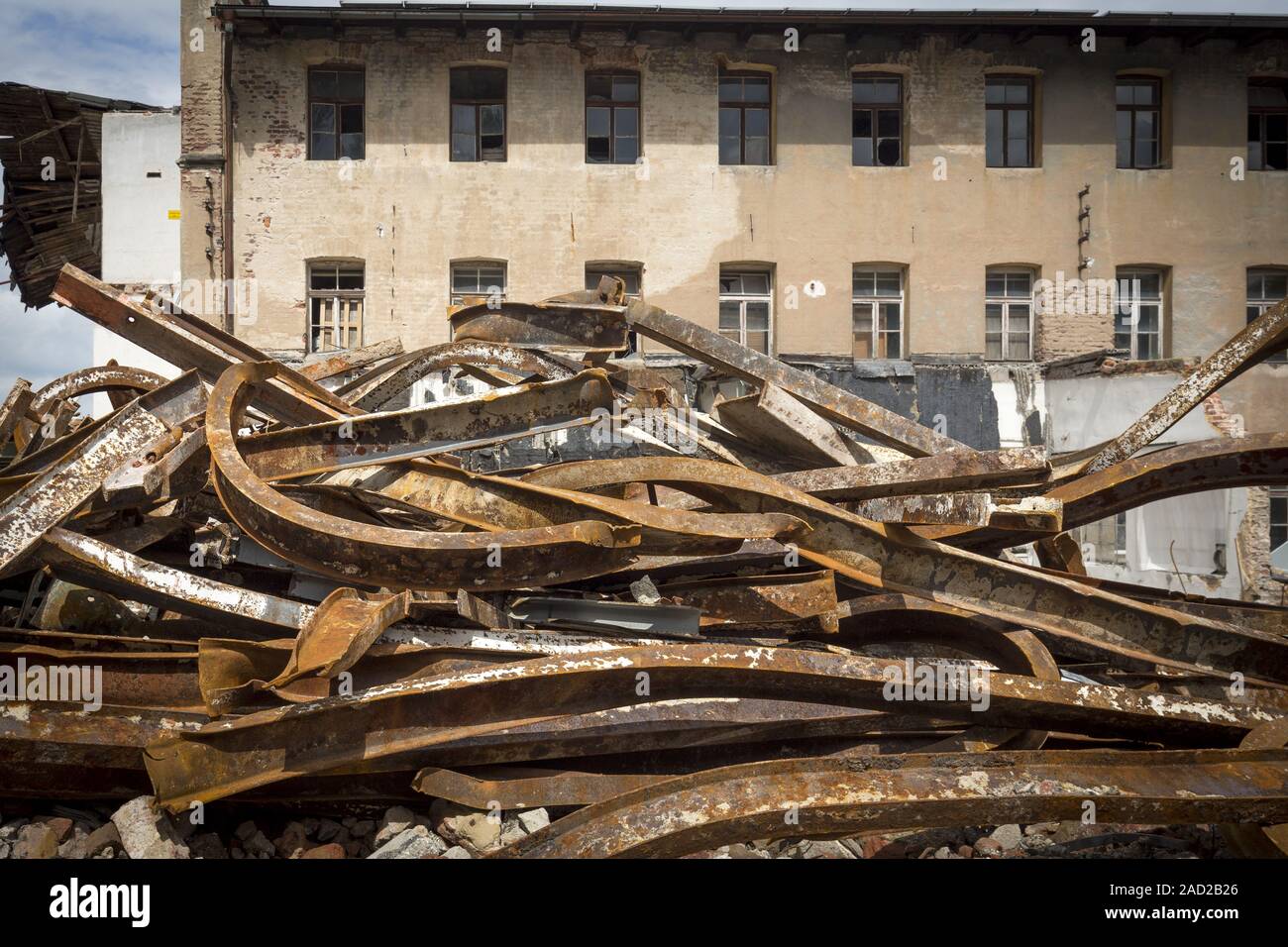 Large steel beams hi-res stock photography and images - Alamy