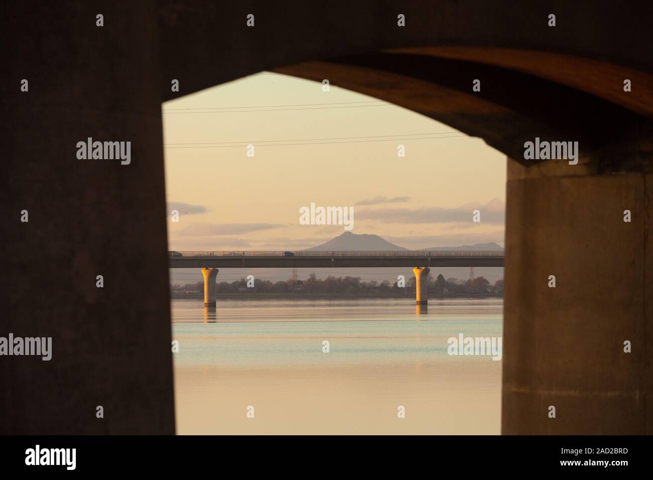 New bridge sun set hi-res stock photography and images - Alamy