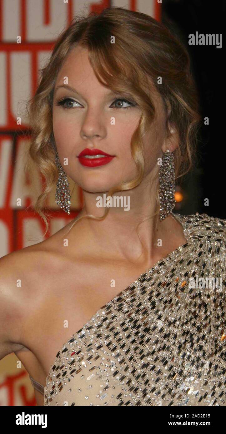 Taylor Swift, 2009, Photo By John Barrett/PHOTOlink Photo via Credit ...