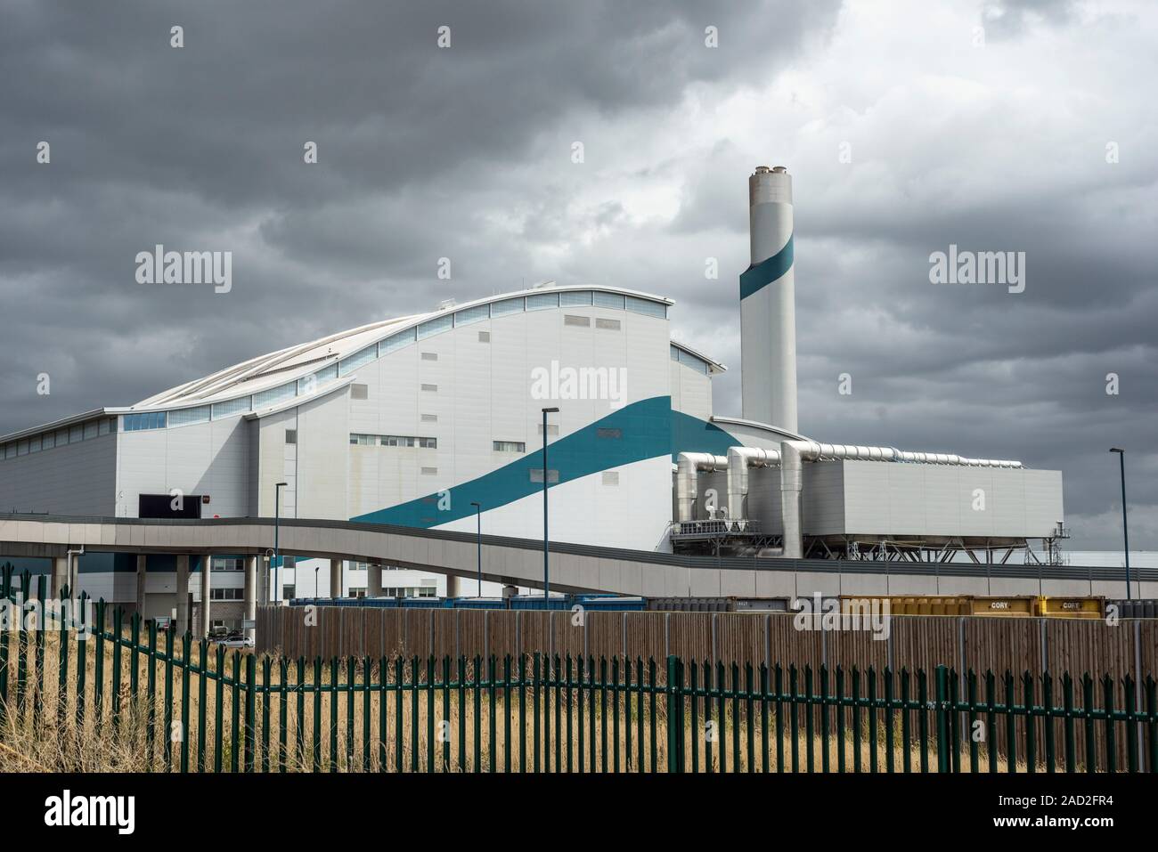 Waste-to-energy incinerator (Riverside Resource Recovery Energy from ...