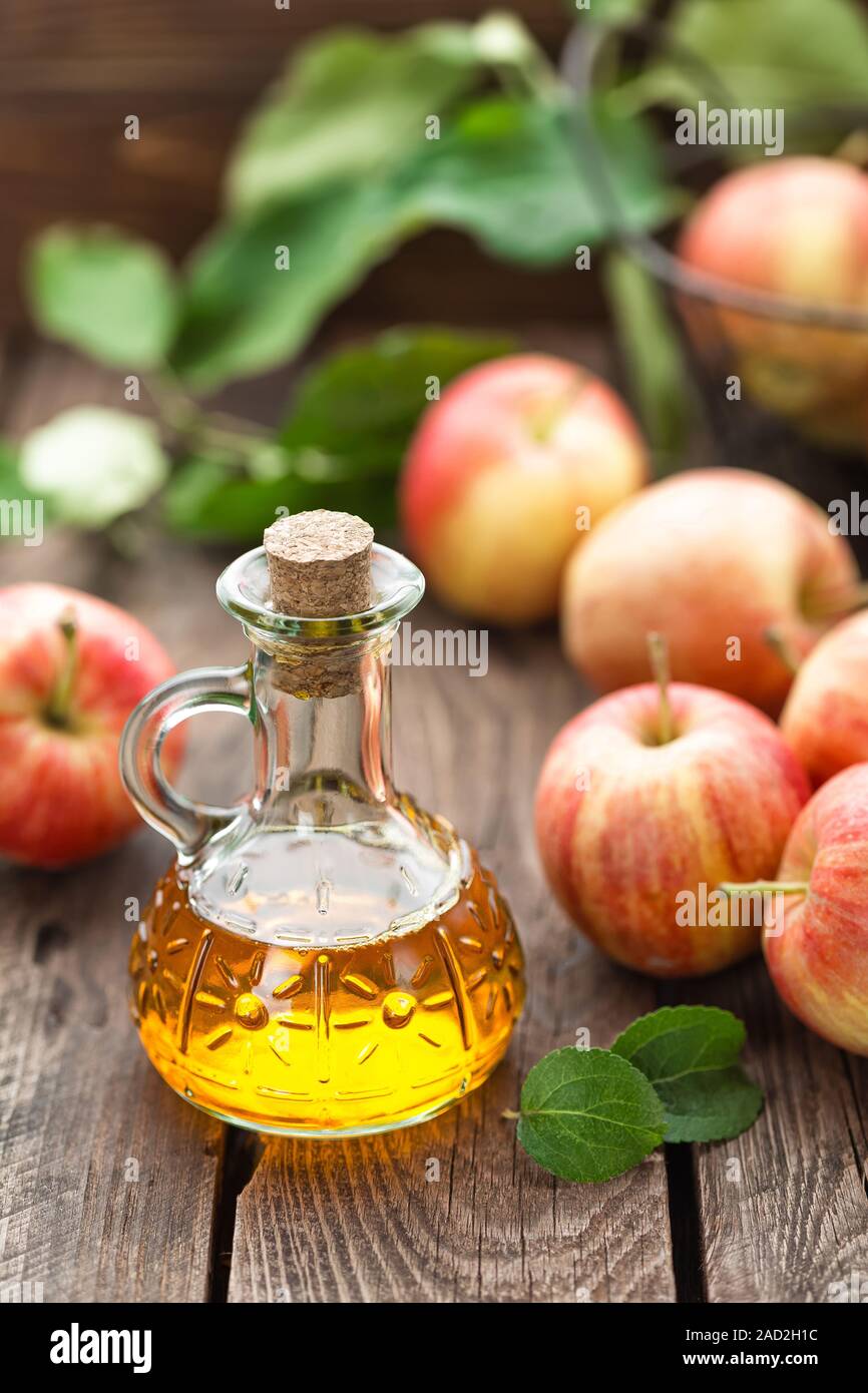 Apple vinegar hi-res stock photography and images - Alamy