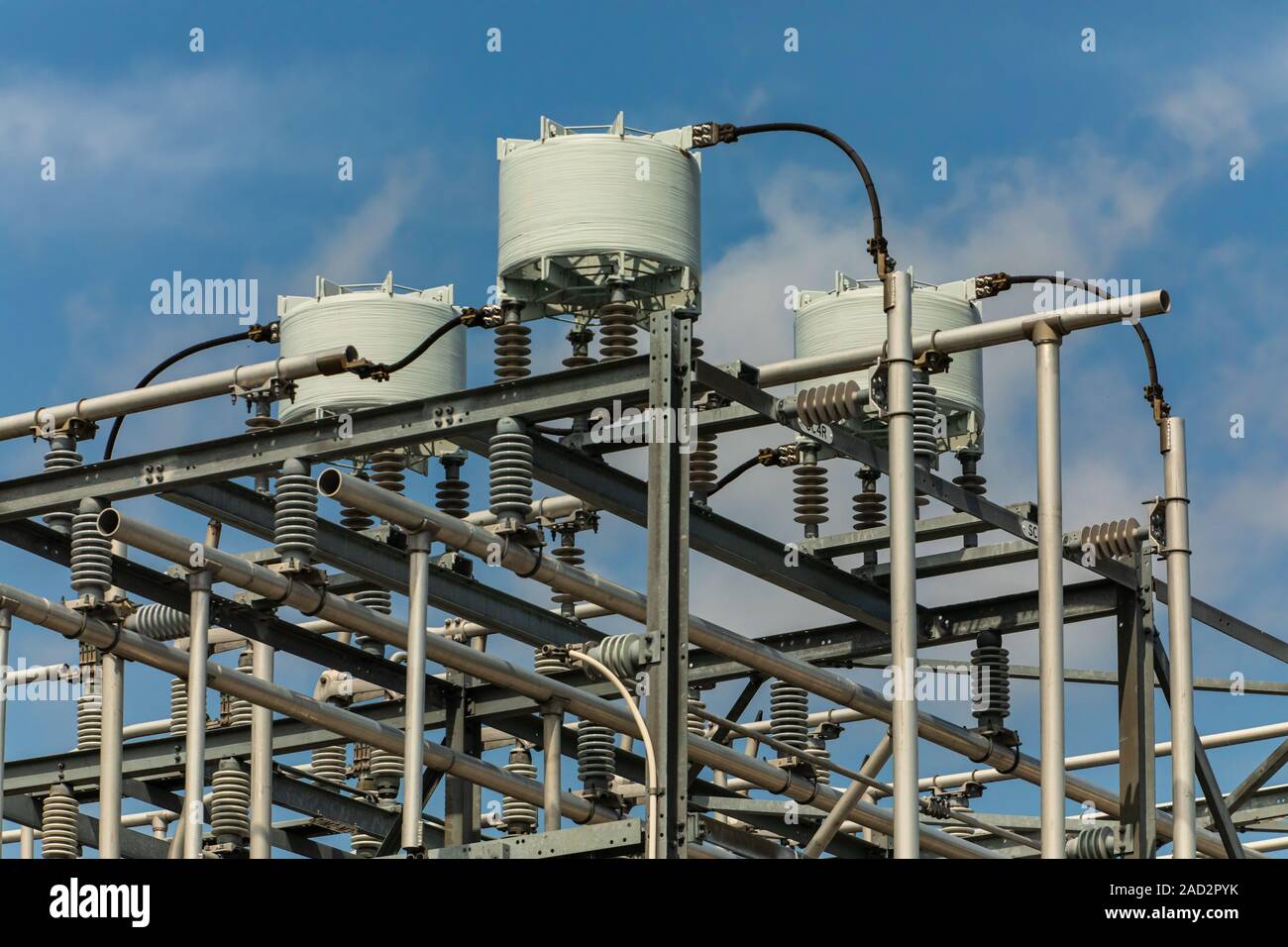 high-frequency stopper, High frequency line trap on high-voltage ...