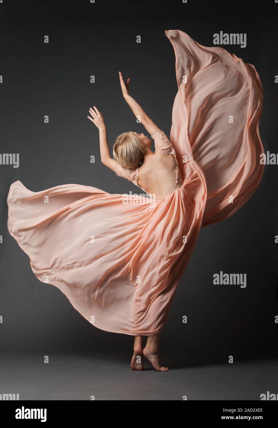 Back view woman exercise dance hi-res stock photography and images - Alamy