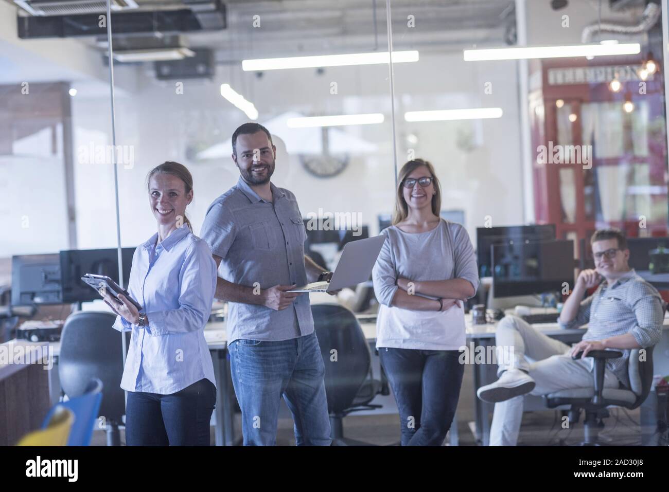 Business start up team hi-res stock photography and images - Alamy