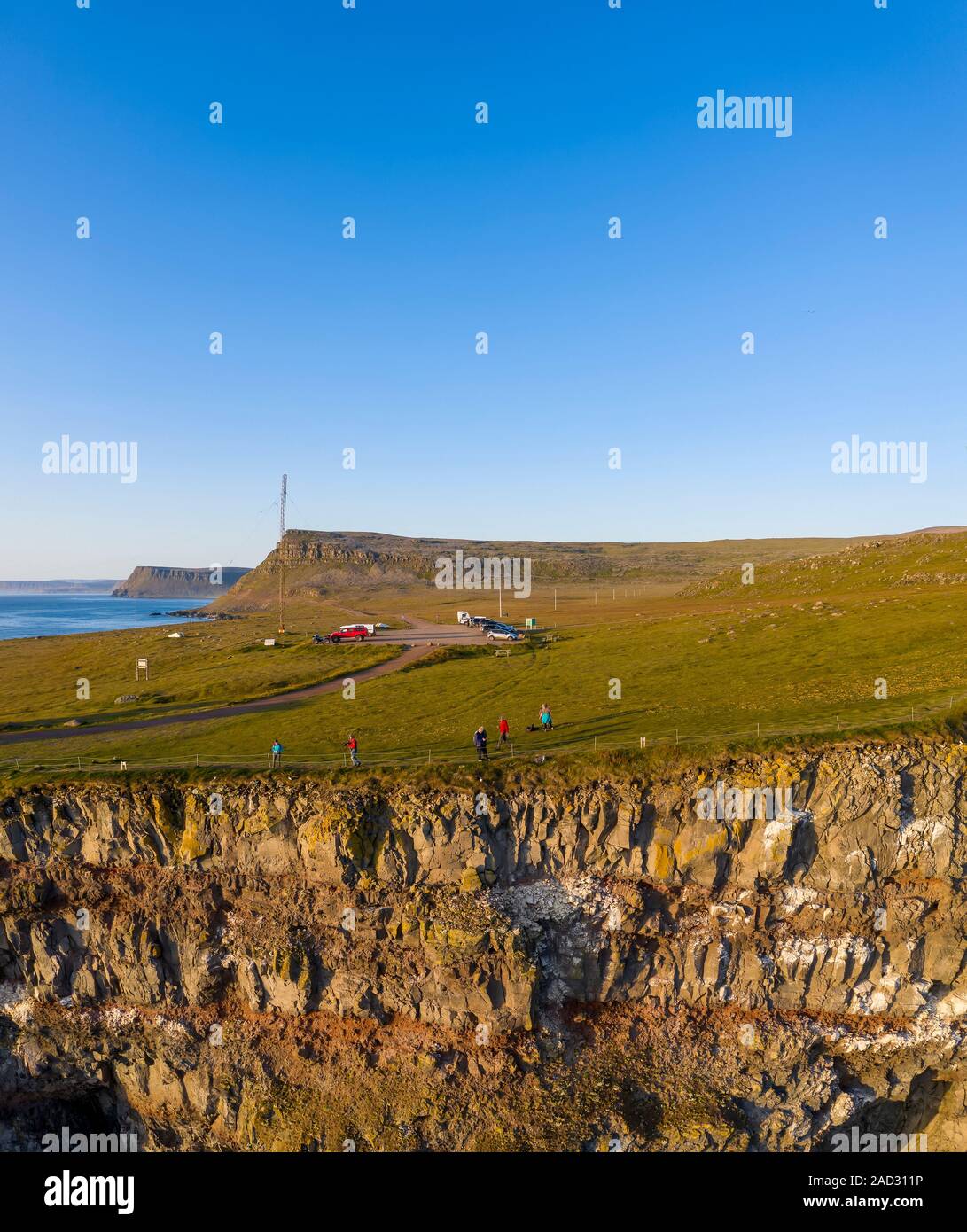 Cliffs in nature hi-res stock photography and images - Alamy