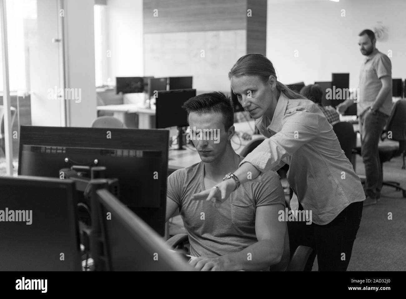 Business couple work laptop Black and White Stock Photos & Images - Alamy