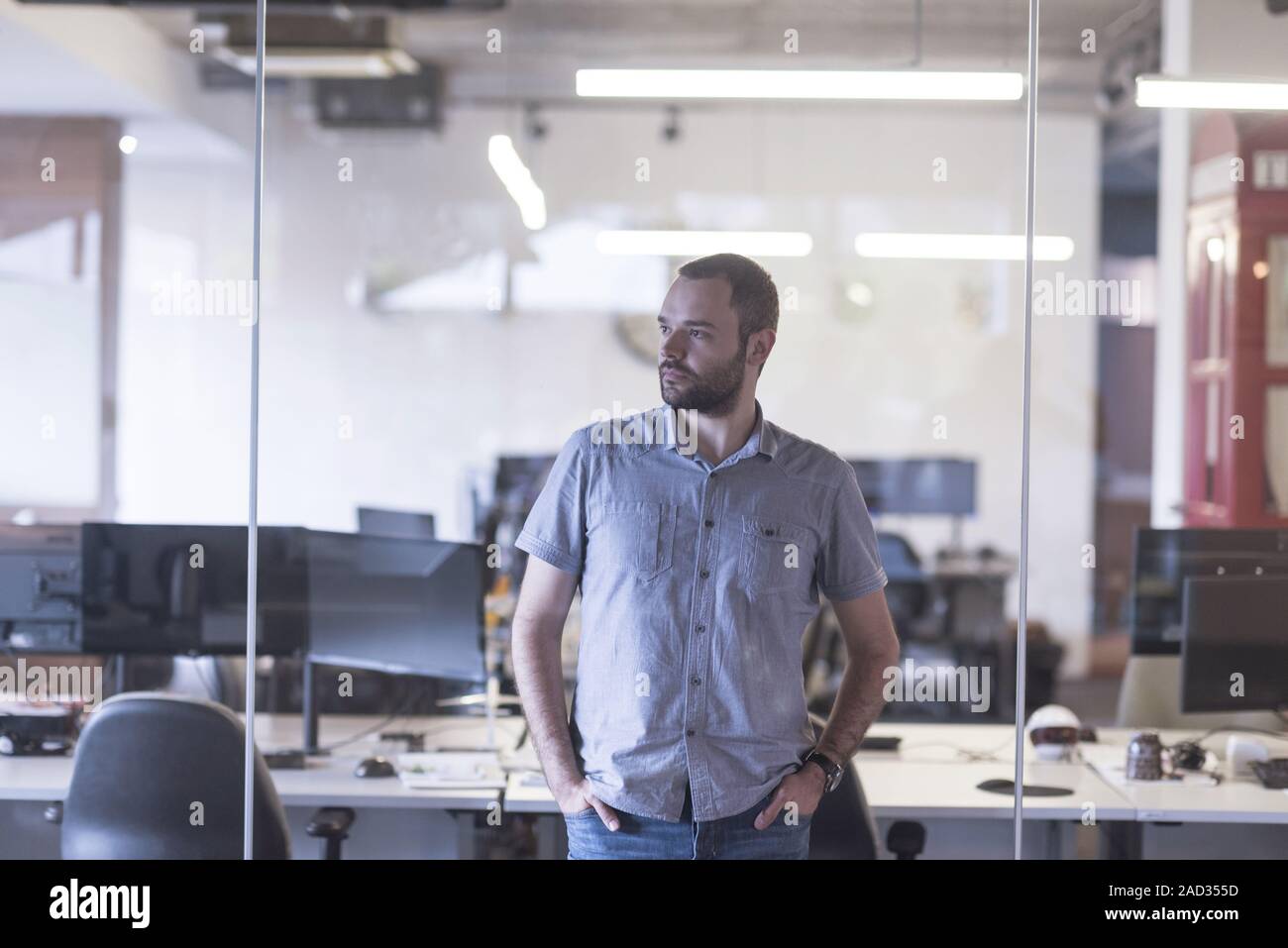 Business man at modern office Stock Photo - Alamy
