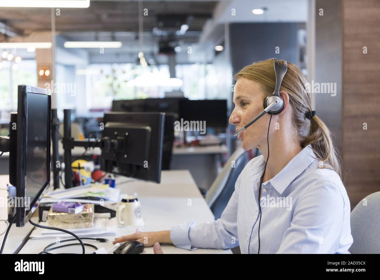 Ph helpline hi-res stock photography and images - Alamy