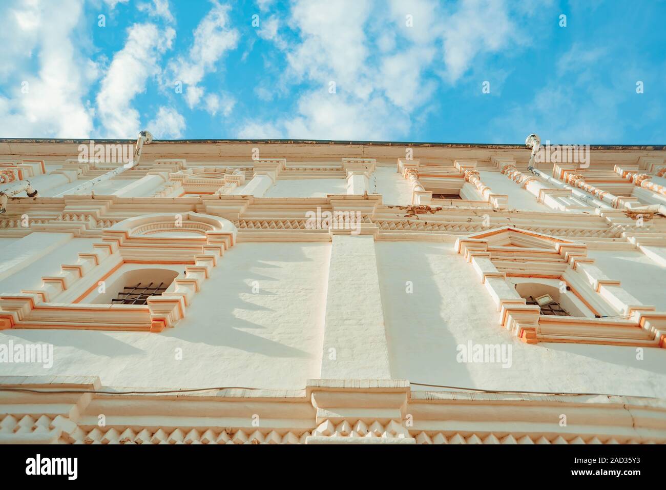 old architecture large buildings, beautiful architecture of old ...