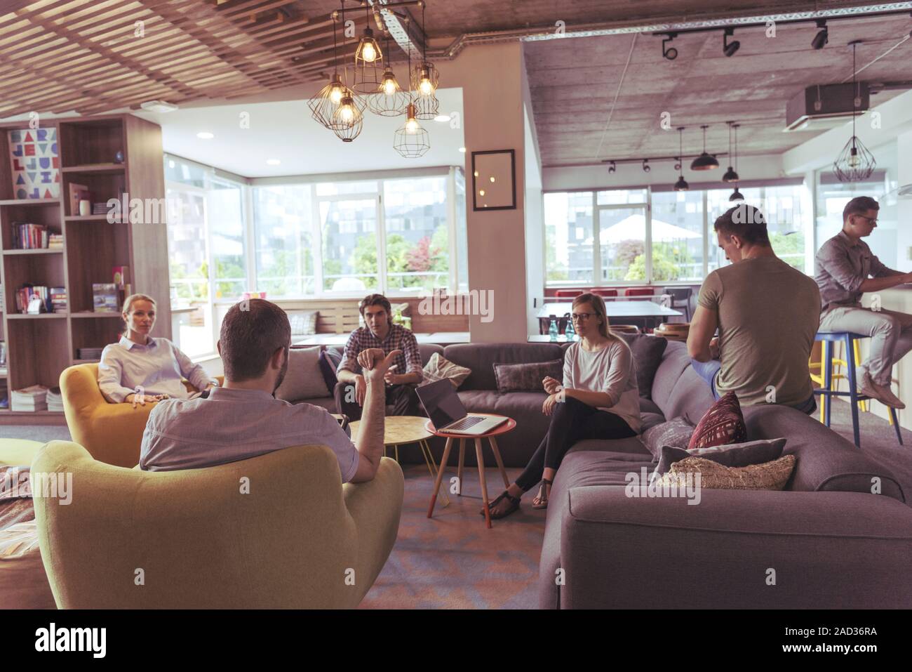 team meeting and brainstorming Stock Photo - Alamy