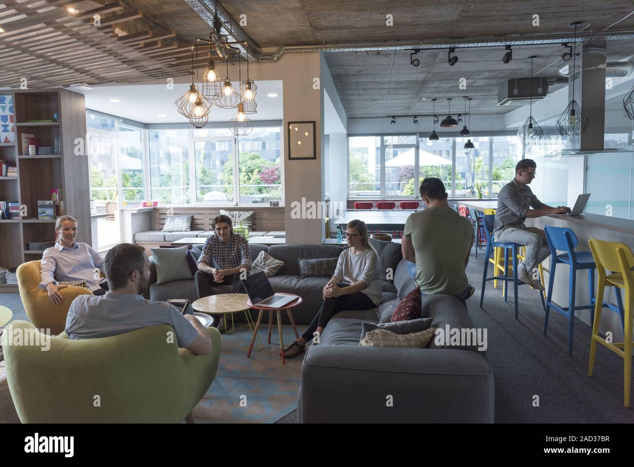 team meeting and brainstorming Stock Photo - Alamy