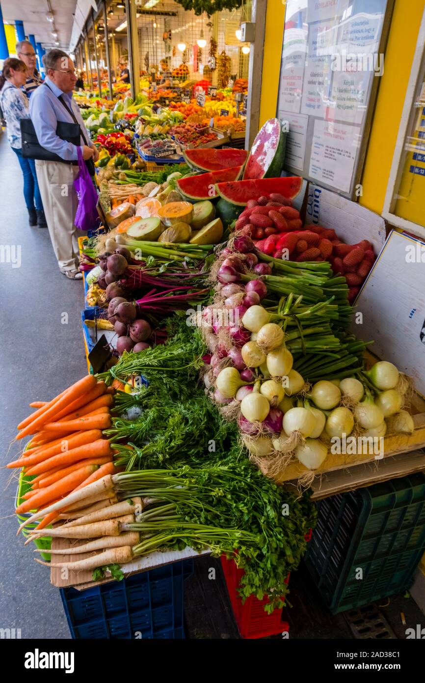 -Vegetable stall, Fény Street Market, Buda, Budapest, Hungary Stock ...