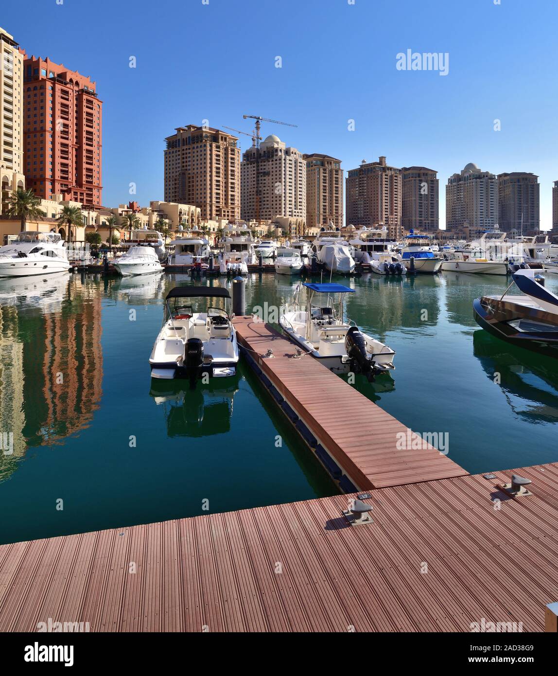 Marina on the Pearl Island in Doha, Qatar Stock Photo - Alamy