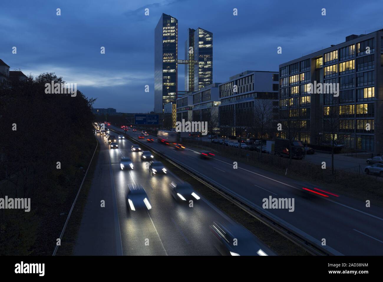 Modern office building in Munich, Germany Stock Photo - Alamy