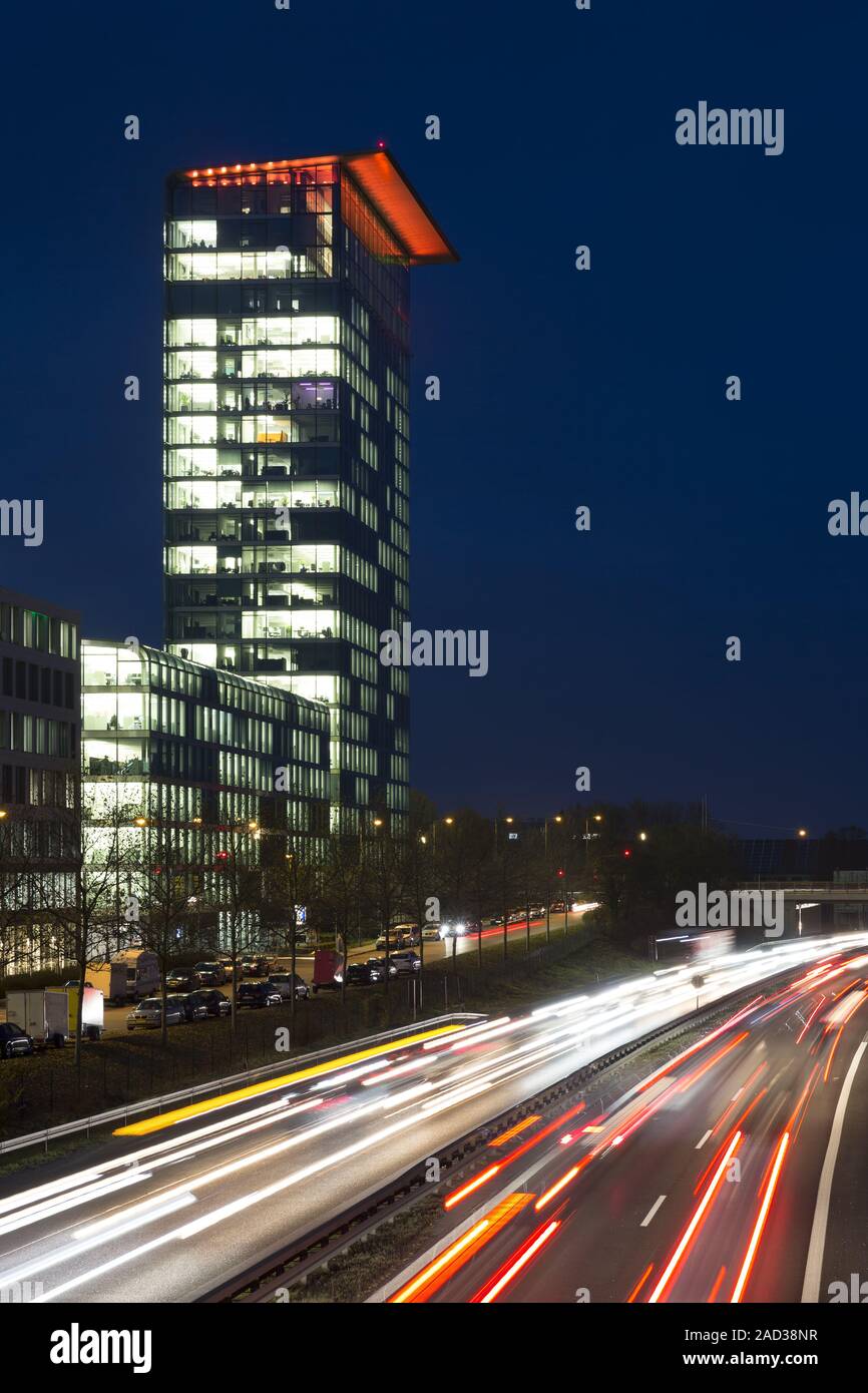 Modern office building in Munich, Germany Stock Photo - Alamy