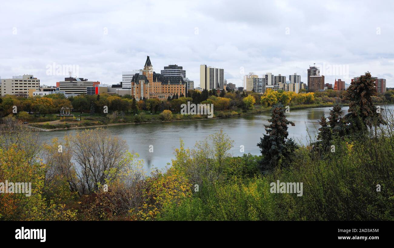A View of Saskatoon, Canada skyline by river Stock Photo - Alamy