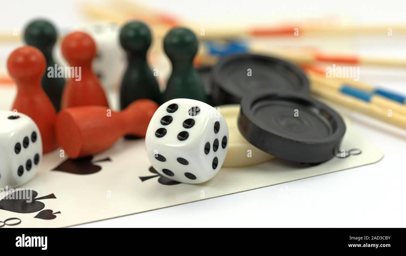 Playing card figures hi-res stock photography and images - Alamy