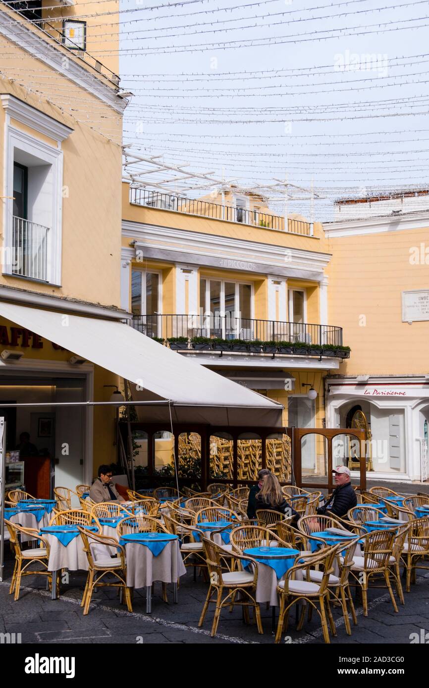 Piazza umberto i hi-res stock photography and images - Alamy