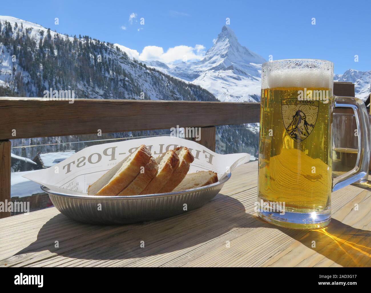 Bier, Brot, Restaurant Chez Vrony, Findeln, Zermatt, Wallis, Schweiz ...