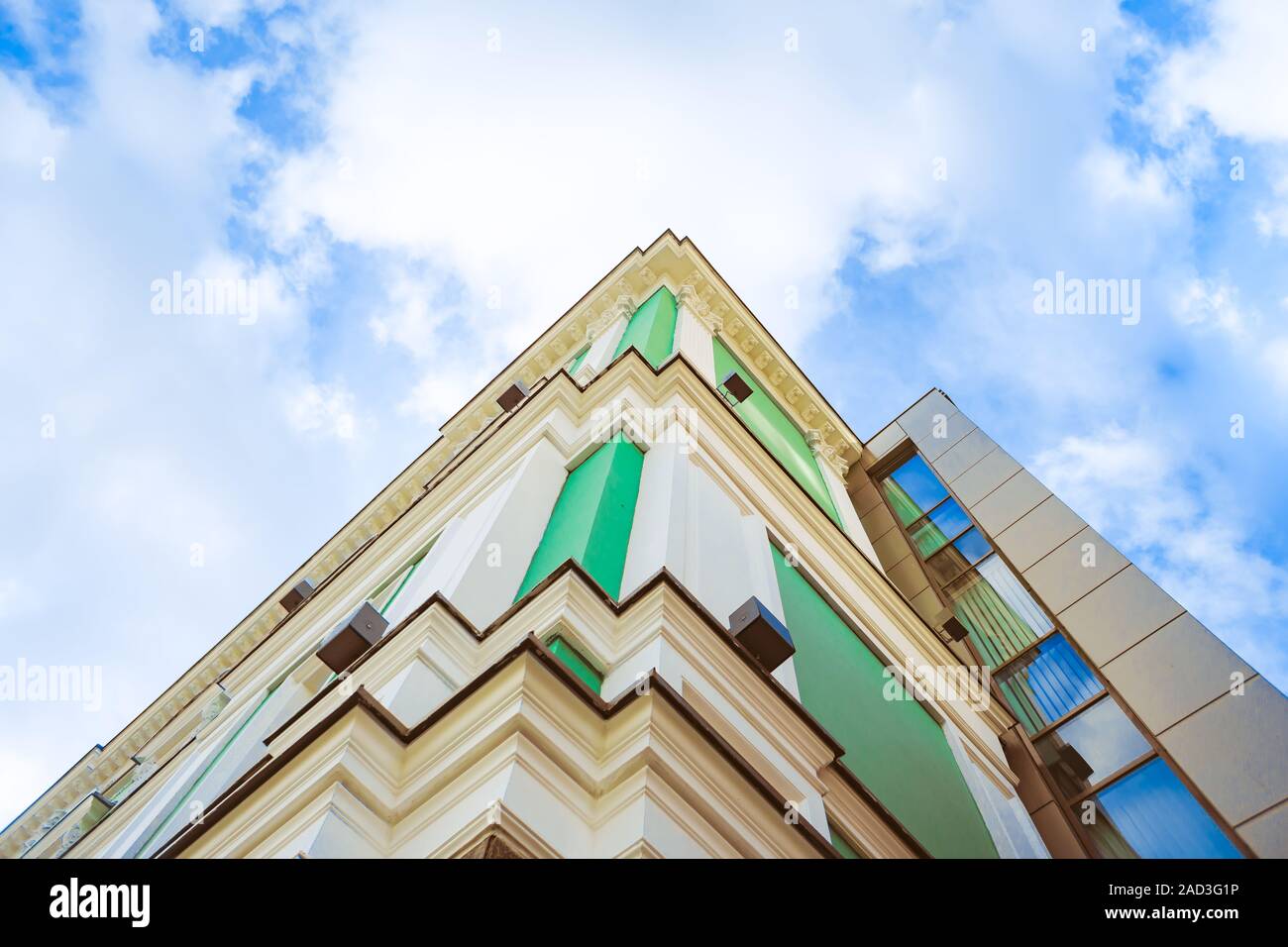 old architecture large buildings, beautiful architecture of old ...