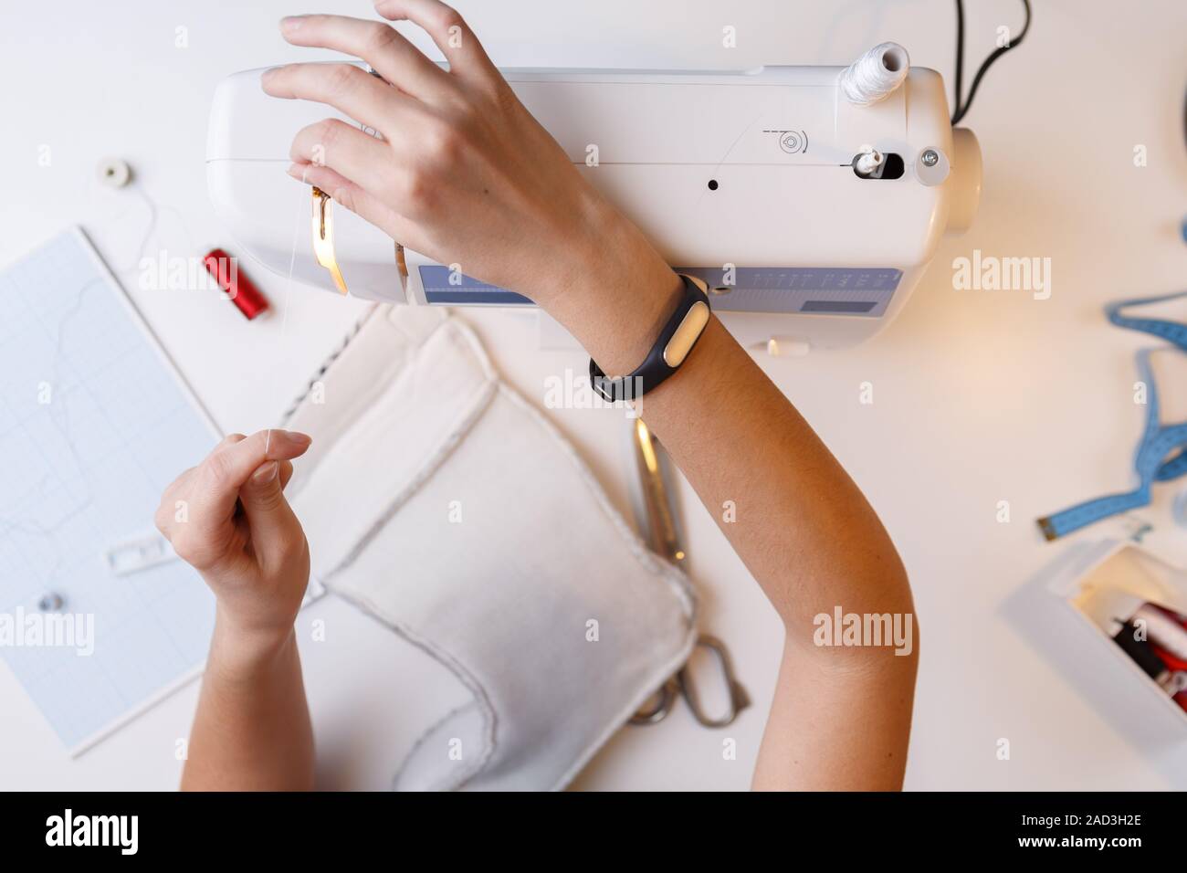 Machine top hi-res stock photography and images - Alamy