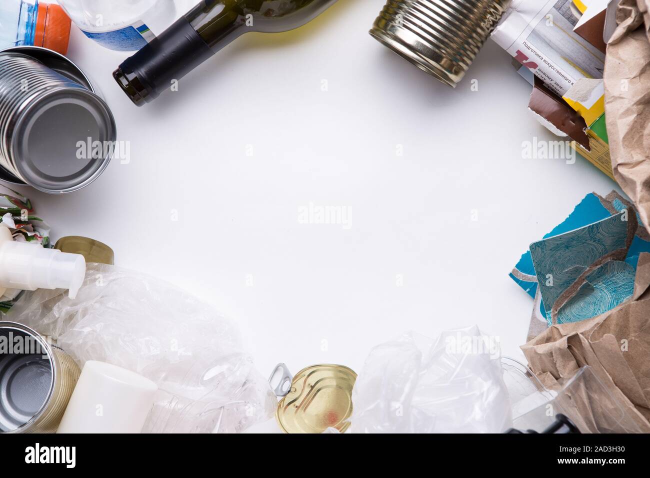 Trash recycling hi-res stock photography and images - Alamy