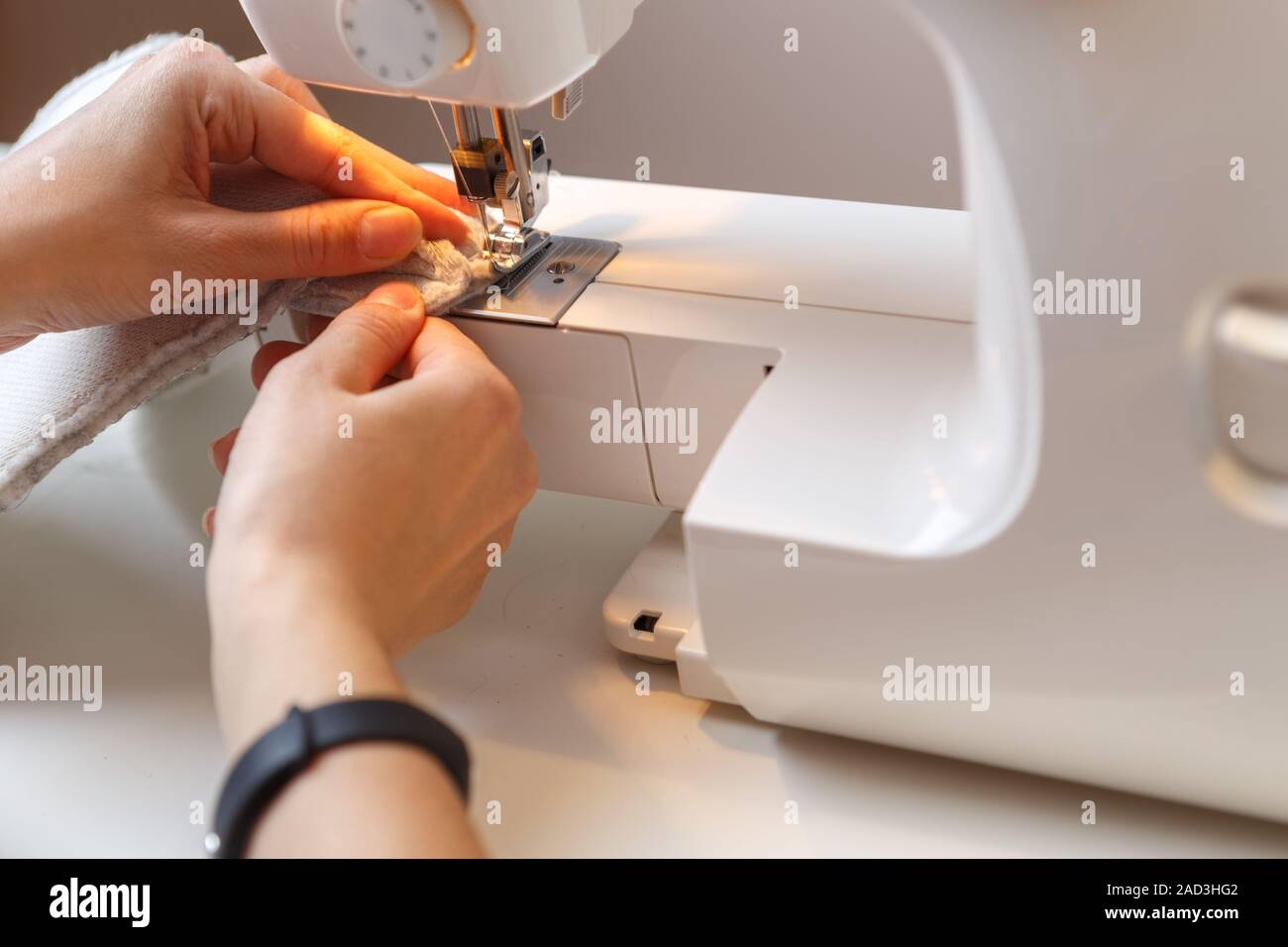 Stitch machine hi-res stock photography and images - Alamy