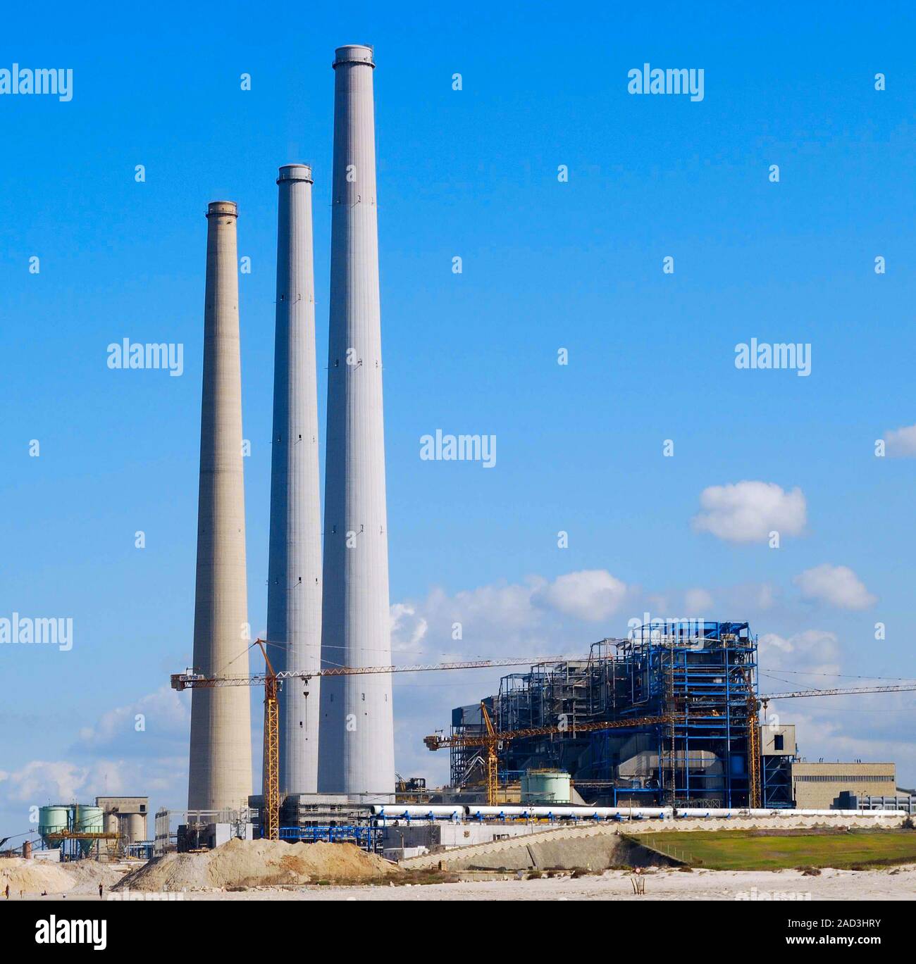 A fossil fueled power station Stock Photo - Alamy