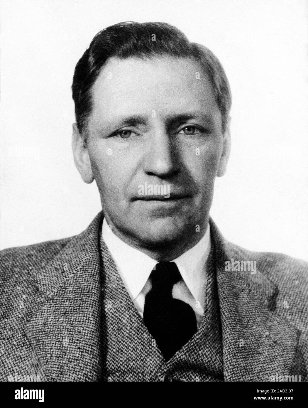 Lewis Victor Heilbrunn (1892-1959), US physiologist. Heilbrunn taught ...
