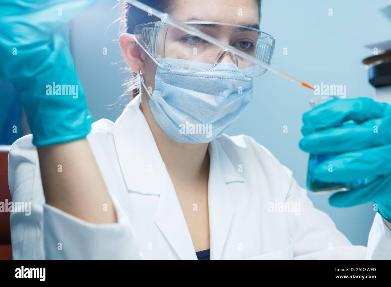Lab technician in chemical laboratory Stock Photo - Alamy