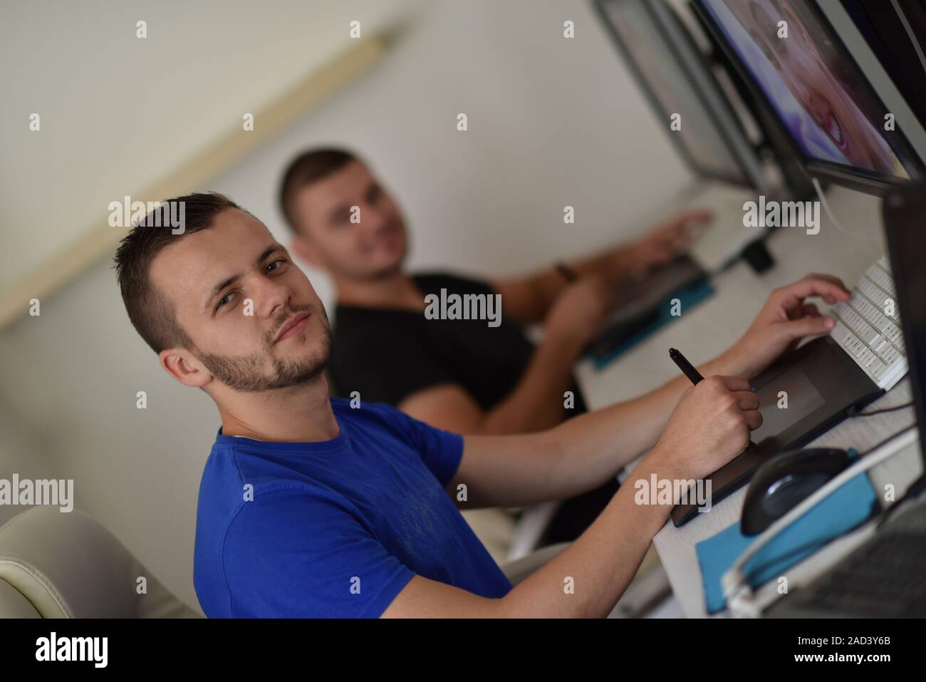 graphic designer at work Stock Photo - Alamy