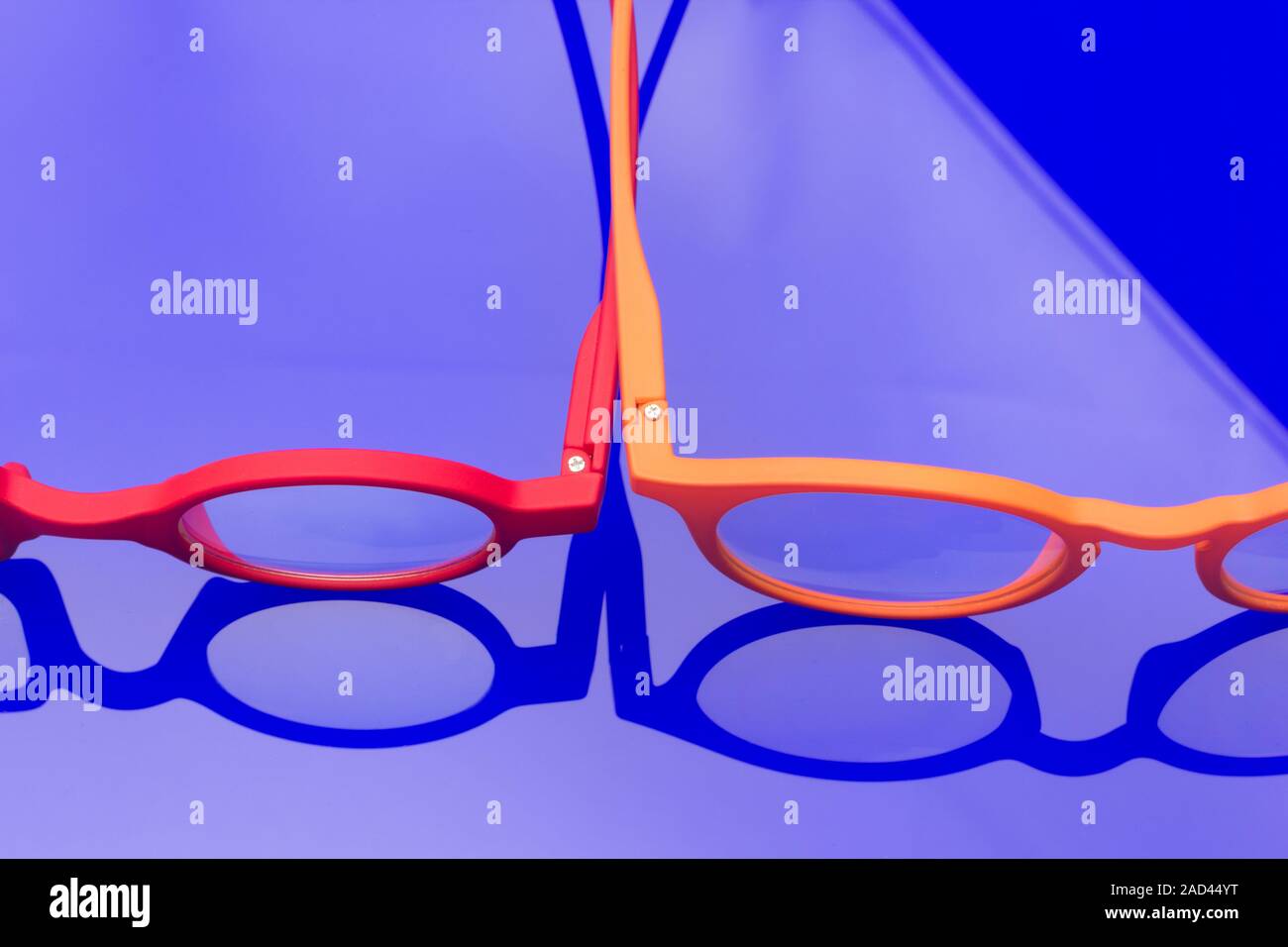 Glasses with corrective glasses to see well from far or near or to read ...