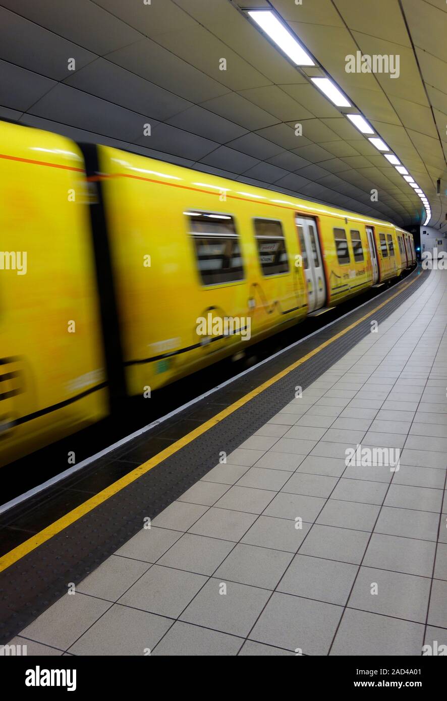 Underground train and platform, UK Stock Photo - Alamy