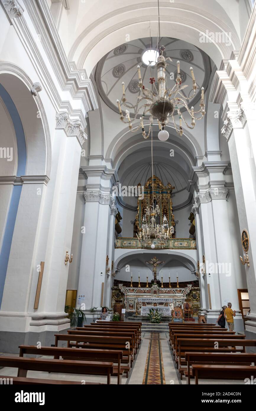 Interior of Church of Saint Peter Barisano (Chiesa di San Pietro ...
